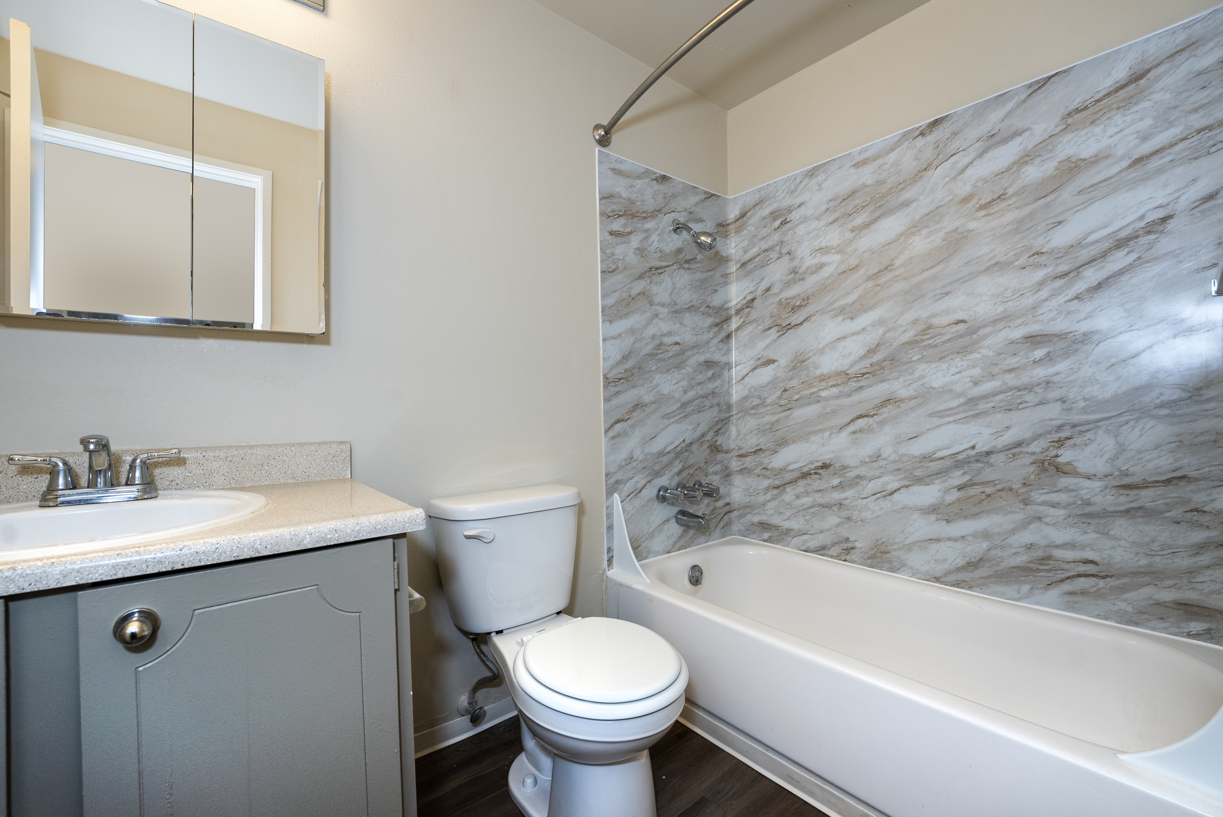 1 Bedroom | 1 Bed Apartment | Bay Ridge Apartments