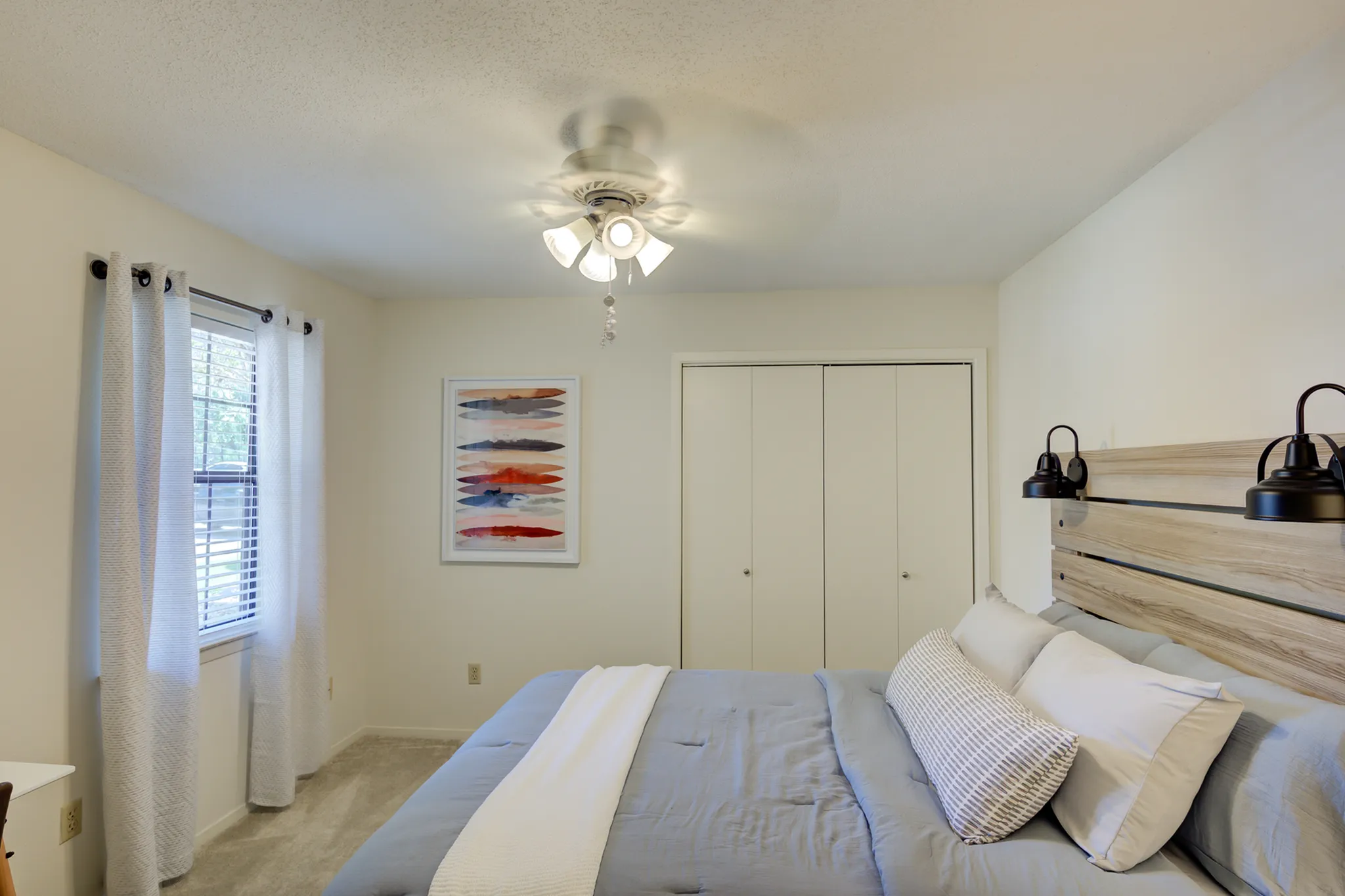 View Photos & Take A Virtual Tour | Spring Lake Point