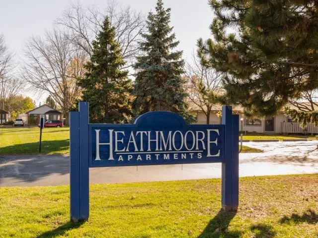 View Photos | Heathmoore Apartments | Apartments in Clinton Township