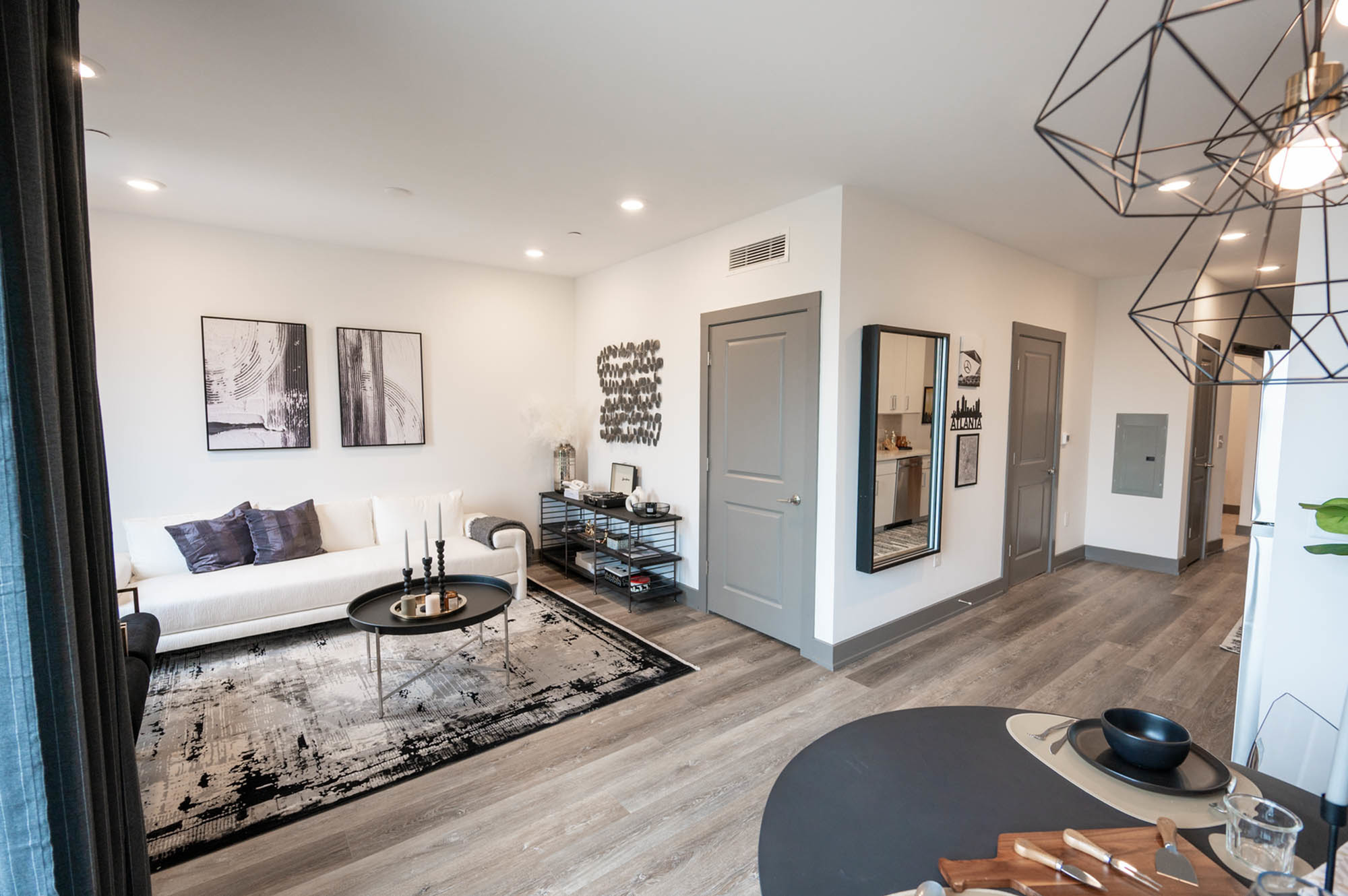 View Photos & Take A Virtual Tour | Castleberry Park