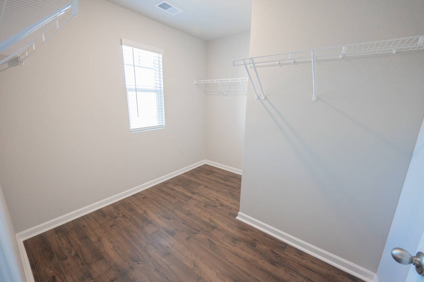 View Photos & Take A Virtual Tour | Stonebrooke