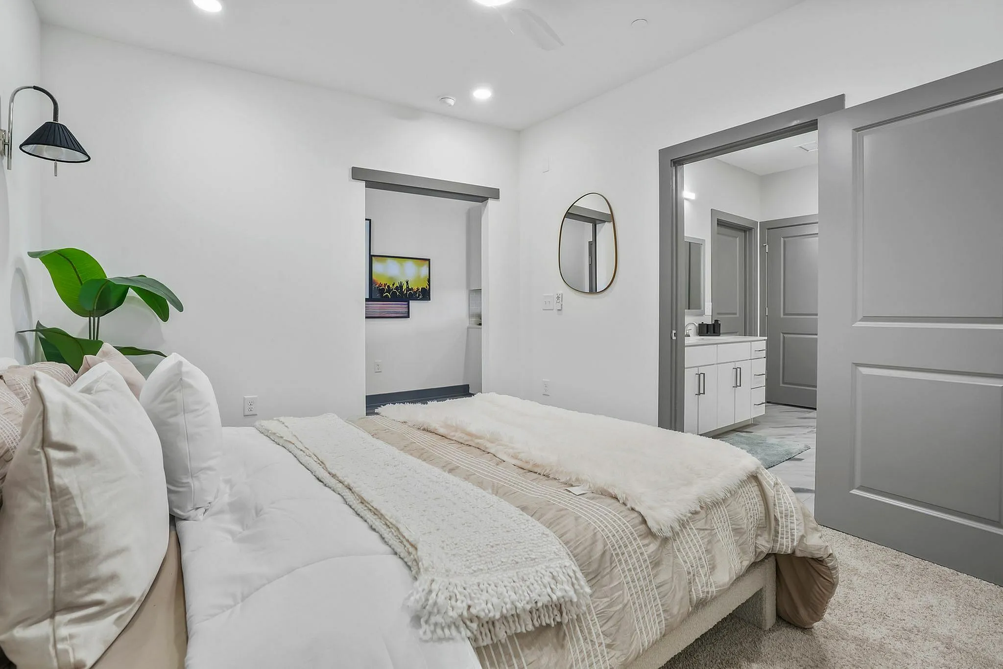 View Photos & Take A Virtual Tour | Castleberry Park