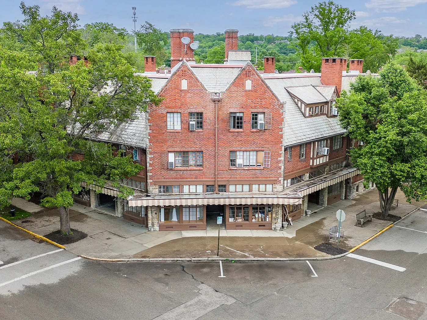 Apartments in Mariemont Cincinnati | Mariemont Square Apartments ...
