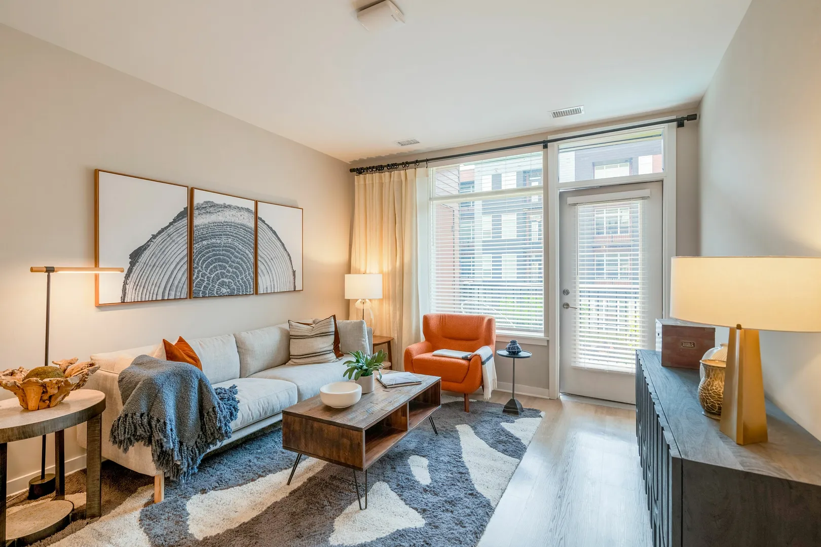Luxury Apartments in Berwyn | The Point at Berwyn | Luxury Main Line ...