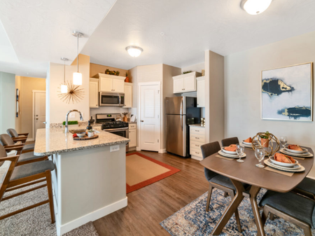 View Photos & Take A Virtual Tour | Grayhawk at River's Edge