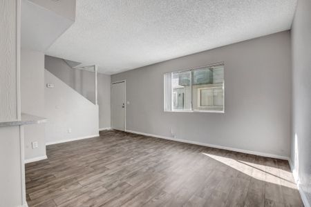 View Photos | Green Tree Apartments