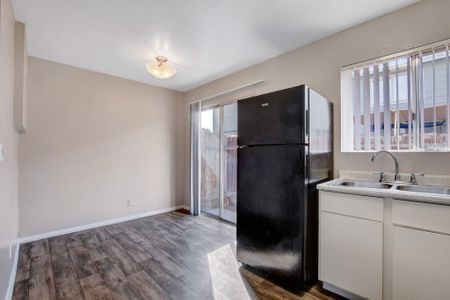 View Photos | Green Tree Apartments