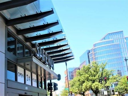 Take A Virtual Tour | Meridian at Gallery Place | Apartments Washington DC