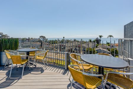 Gallery | UCSB Off Campus Apartments | The Loop