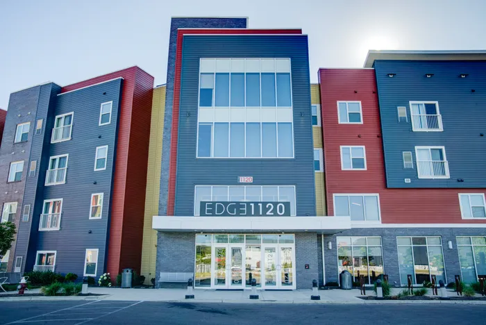 View Photos & Take A Virtual Tour | Edge 1120