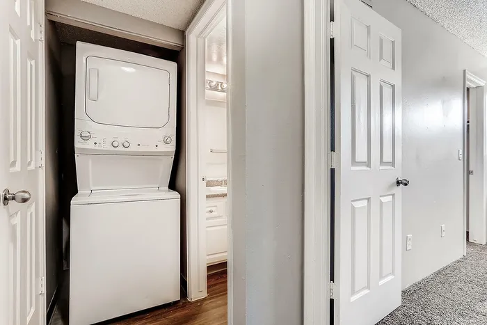 Aurora, CO, Apartments with In-Unit Washer and Dryer