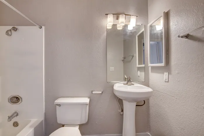 View Photos | Green Tree Apartments