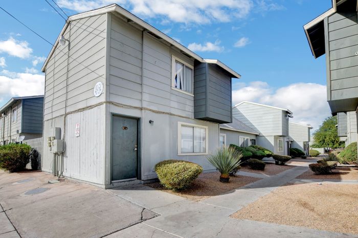 View Photos | Green Tree Apartments