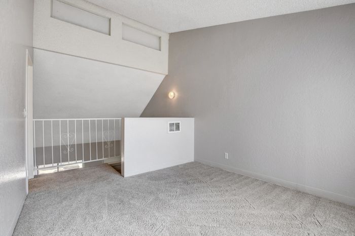 View Photos | Green Tree Apartments