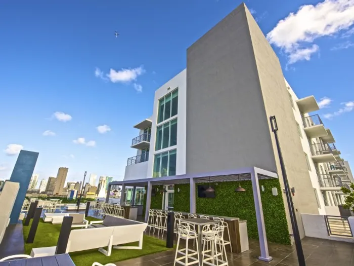 View Photos & Take A Virtual Tour | Brickell West City Rentals