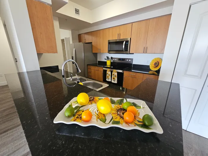View Photos & Take A Virtual Tour | Colony at Dadeland