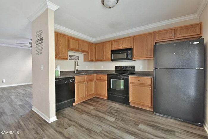 View Photos & Take A Virtual Tour | Residences at Devanshire