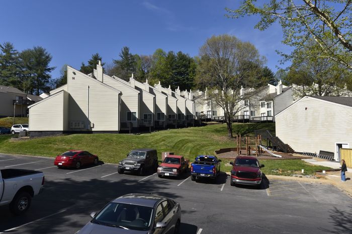View Photos & Take A Virtual Tour | Rosemont