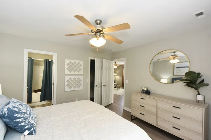 View Photos & Take A Virtual Tour | Residences at Devanshire