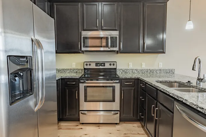 View Photos & Take A Virtual Tour | Chesterfield Lofts