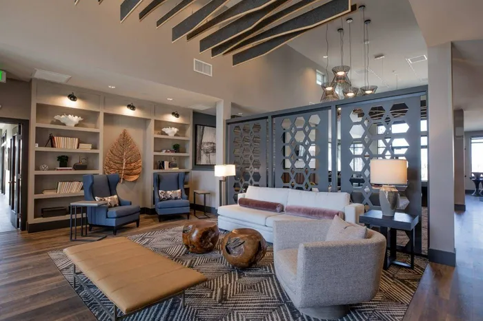 Photos & Virtual Tour | Peakline at Copperleaf | Apartments in Aurora, CO