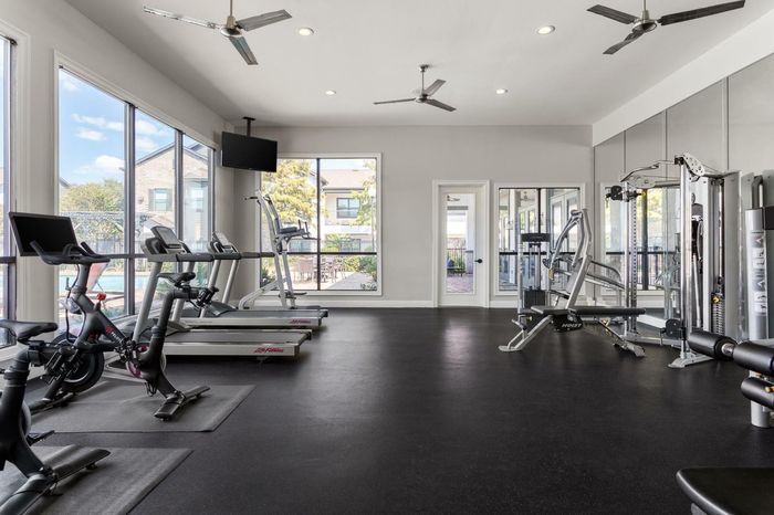 Photos & Tours | Avenues at Northpointe | Tomball Apartments