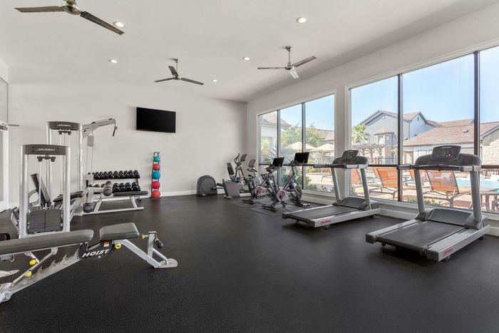 Photos & Tours | Avenues at Northpointe | Tomball Apartments