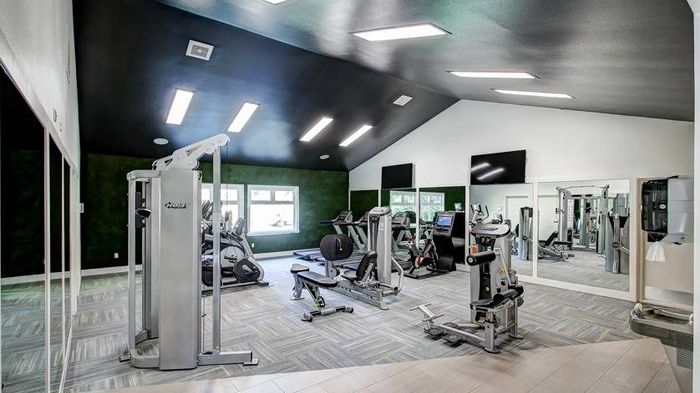 Shoreline Washington Apartments | Ballinger Commons