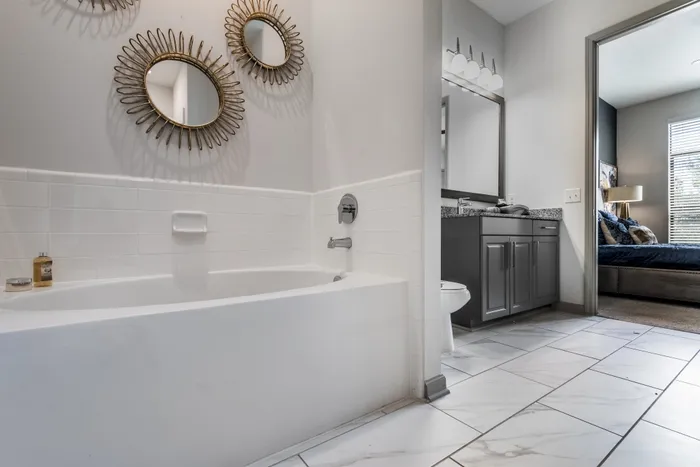 View Photos & Take A Virtual Tour | The Hendry