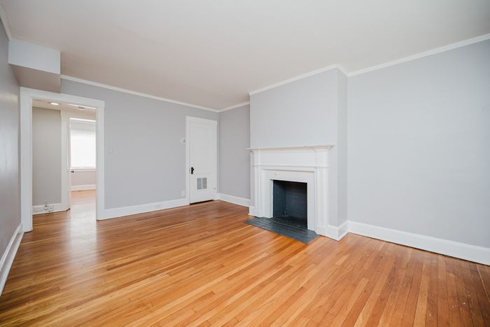 Studio - 3 Bed Apartments - Check Availability | Mariemont Square ...
