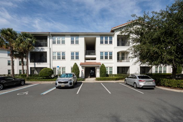 View Photos & Take A Virtual Tour | Citra at Windermere