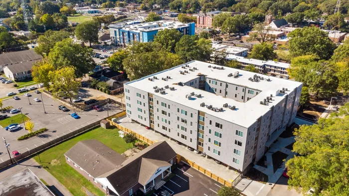 View Photos of The Annex of Memphis — Student Apartments