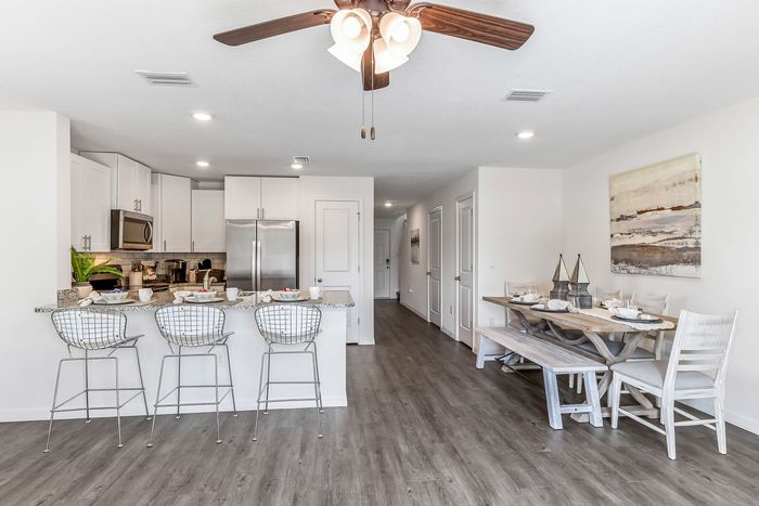 View Photos & Take A Virtual Tour | The Townes at Amber Bluff