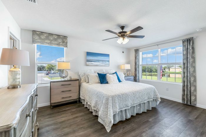 View Photos & Take A Virtual Tour | The Townes at Amber Bluff